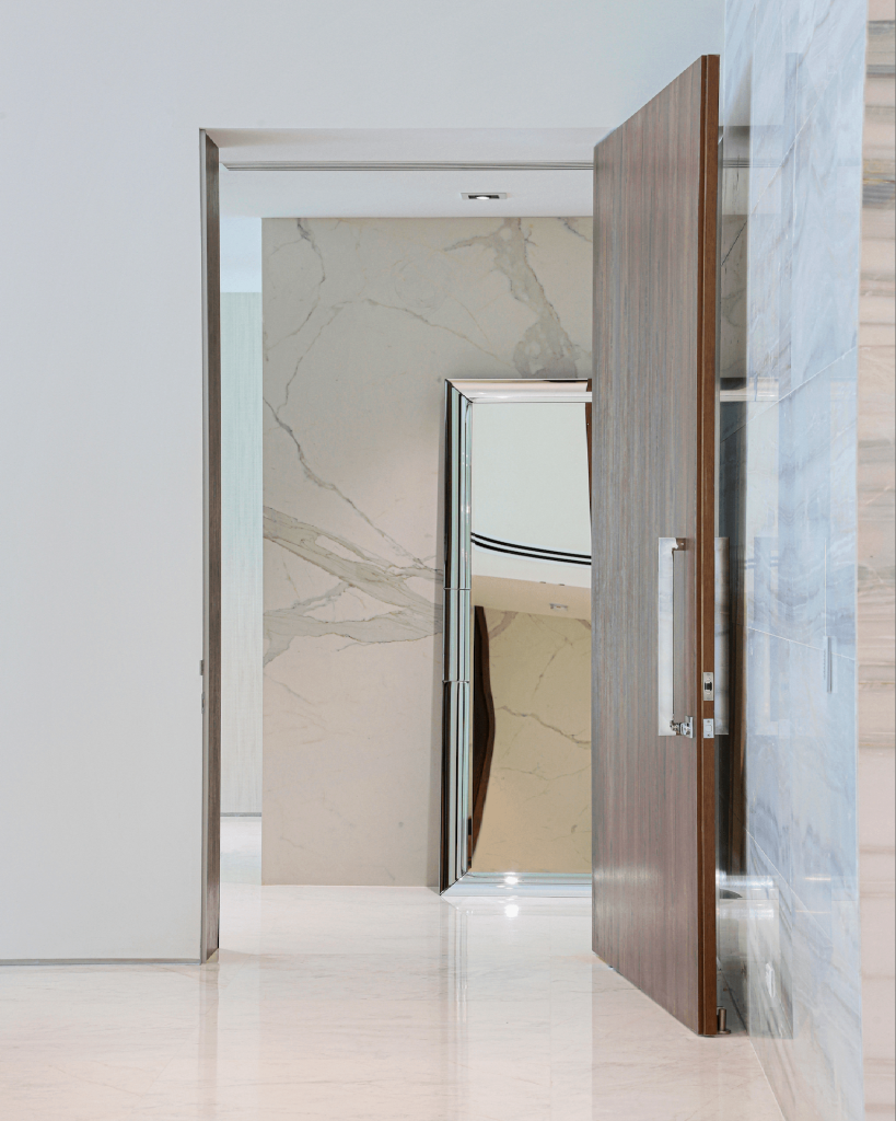 CUSTOM PIVOT DOORS UTAH - DAYORIS DOORS