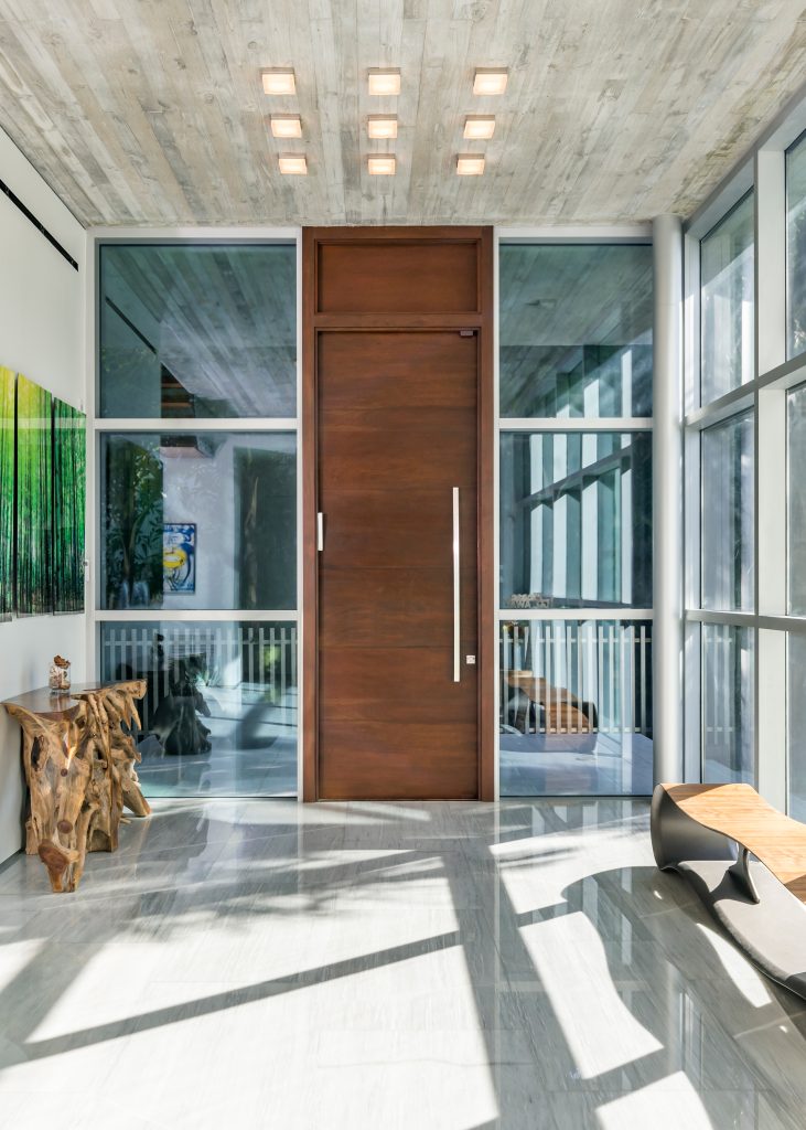 CUSTOM PIVOT DOORS ARIZONA - DAYORIS DOORS