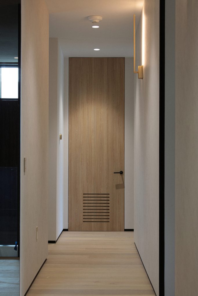 INTERIOR DOORS - DAYORIS DOORS